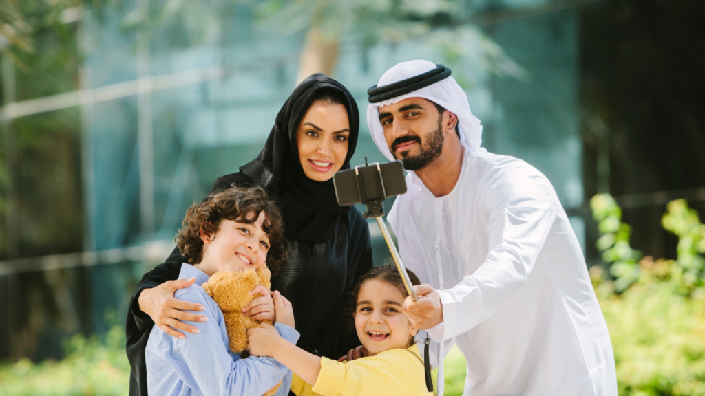 Spouse Visa UAE: How to Sponsor Family in UAE - UAE LABOURS